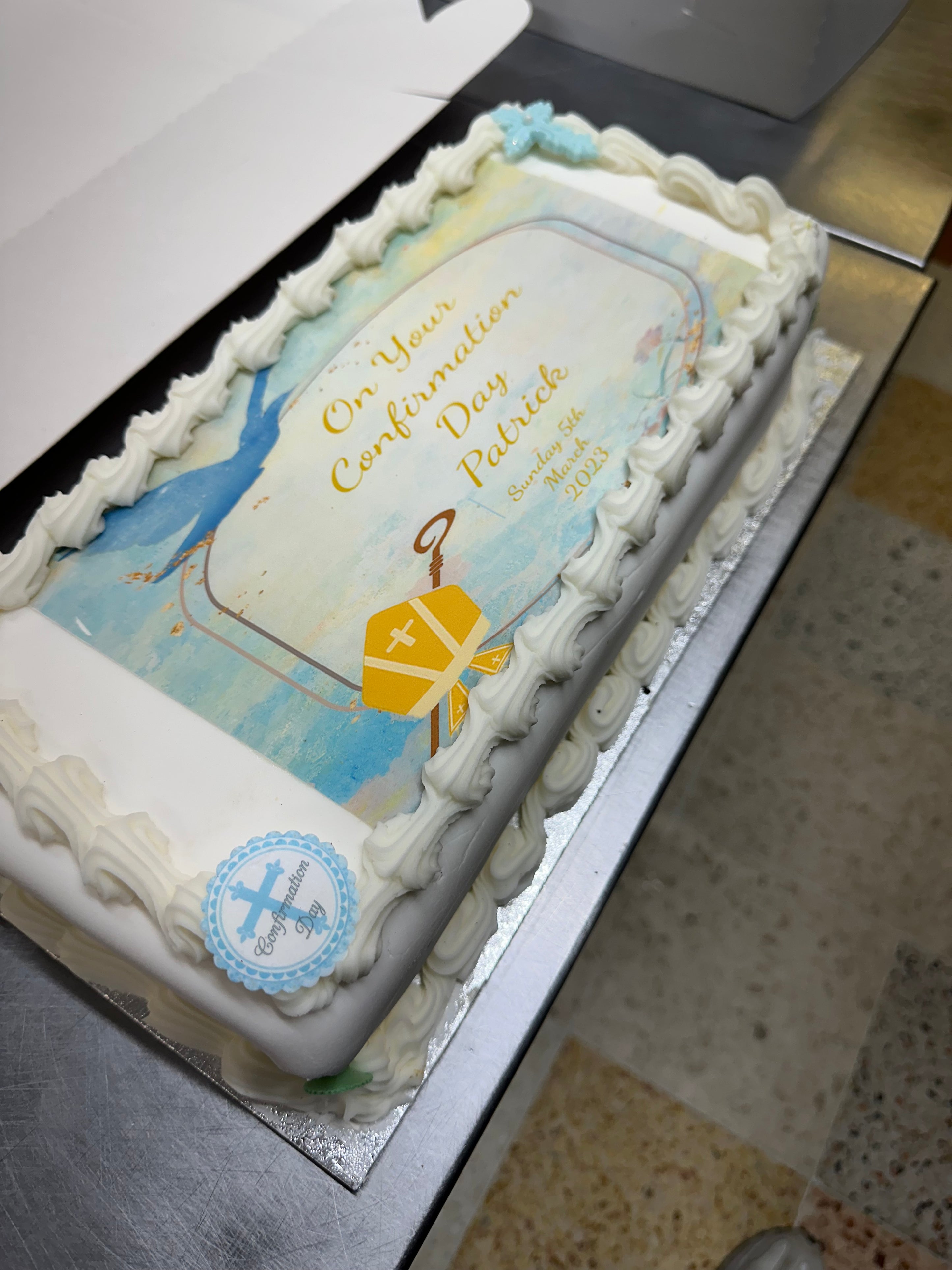1/4 Slab Birthday Cake – Sperrin Bakery